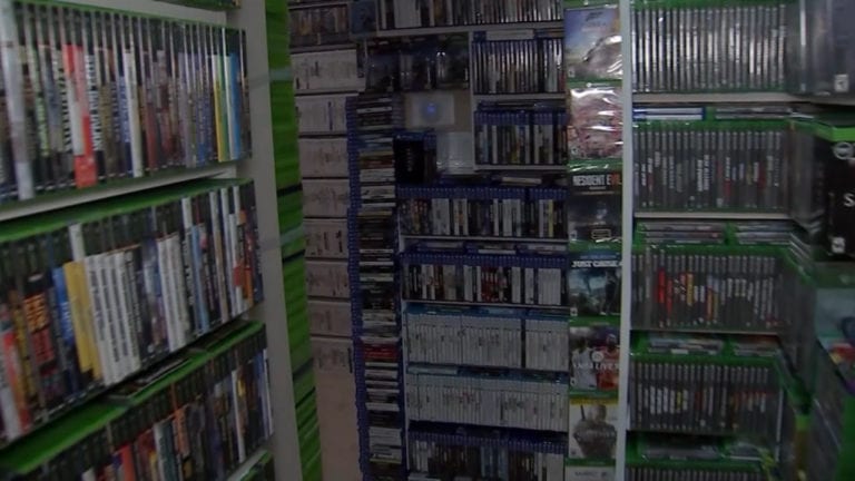 Texas man sets Guinness World Record for largest video game collection